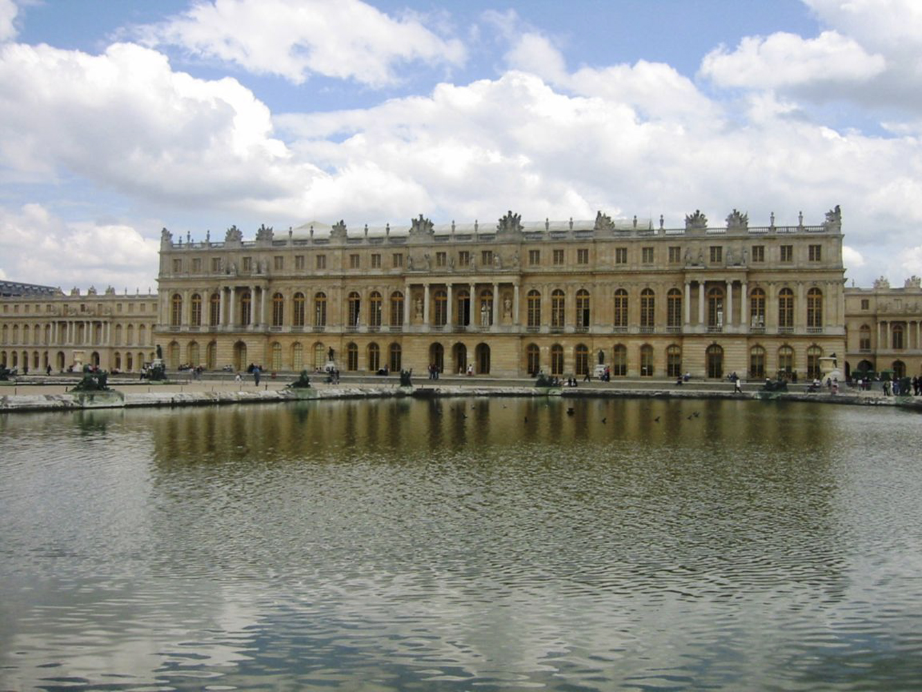Palace of Versailles | Sartle - Rogue Art History